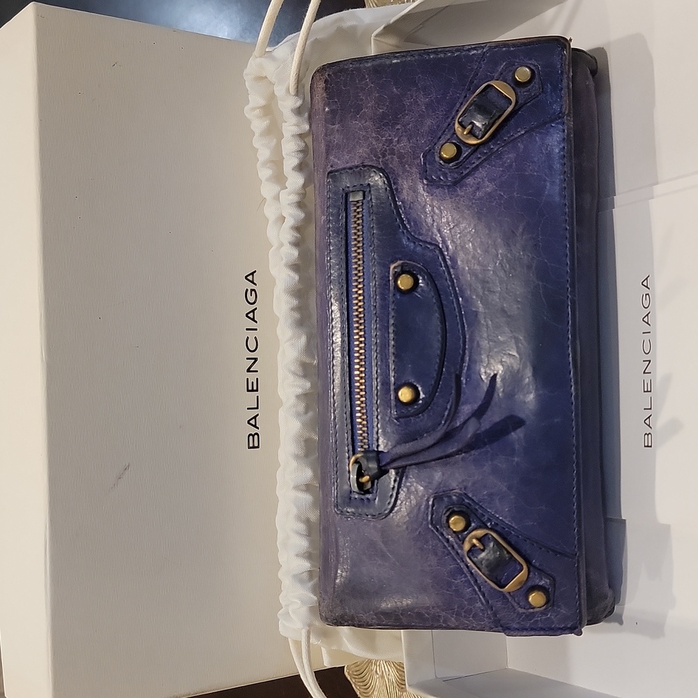 Authentic Balenciaga Wallet With Box - Gem